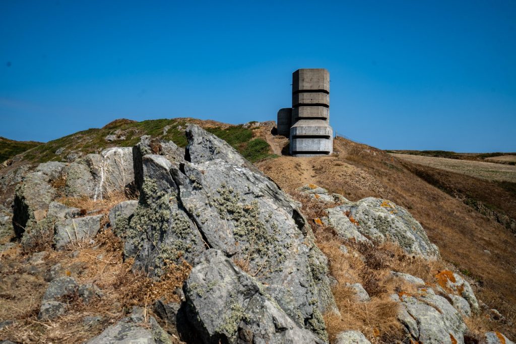 Things To Do With Your Grandma & Grandpa In Guernsey - Virtual Bunch